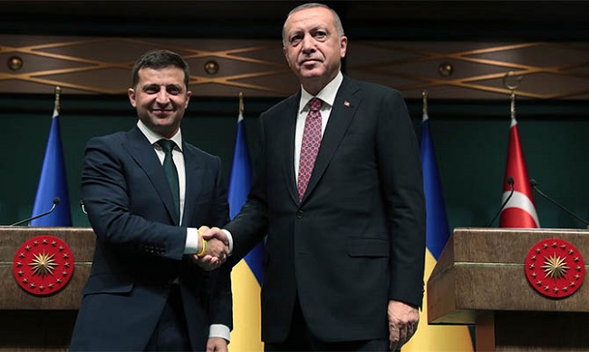 Τηλεφωνική επικοινωνία Ερντογάν–Ζελένσκι: Εξαγωγές σιτηρών από τα ...