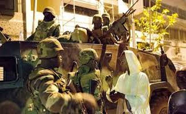 Διαδηλώσεις στη Νιγηρία κατά της στρατιωτικής επέμβασης στο Νίγηρα